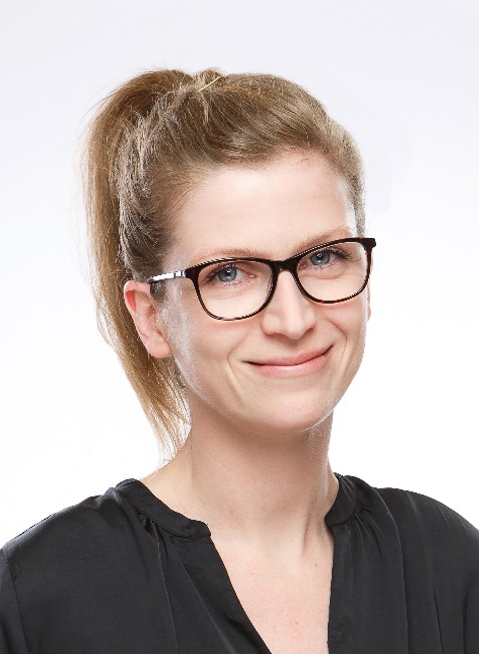 Dr. Corinna Bang | CRC 1182